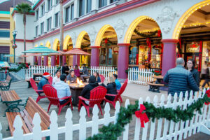 Santa Cruz Beach Boardwalk Winter Wonderland celebrates the holiday ...